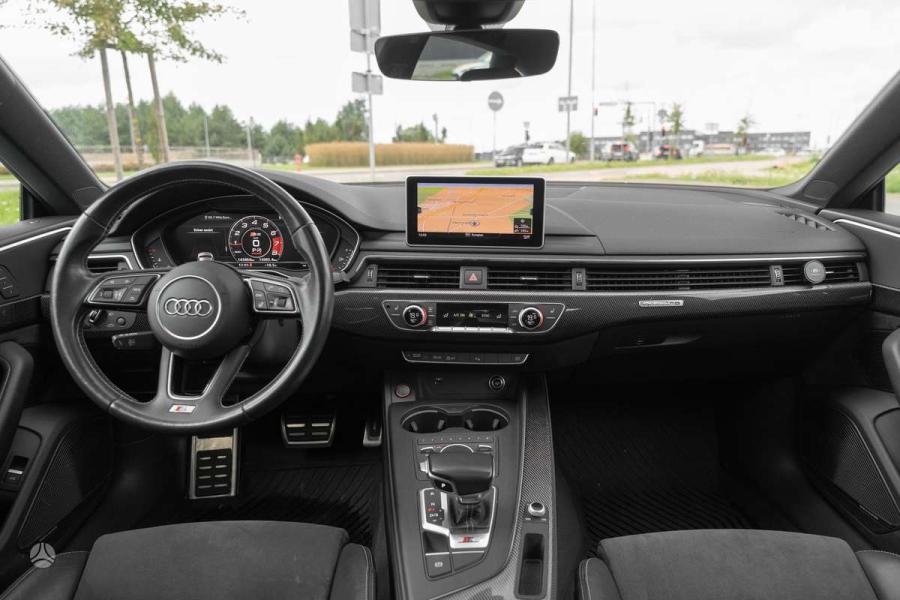 Grey Audi S5 2018 in Vilnius, with an engine capacity of 3.00 L and mileage of 144 thousand km for 23850 €, photo 16 on AUTOMOTO.COM.LV