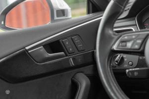 Grey Audi S5 2018 in Vilnius, with an engine capacity of 3.00 L and mileage of 144 thousand km for 23850 €, photo 21 on AUTOMOTO.COM.LV