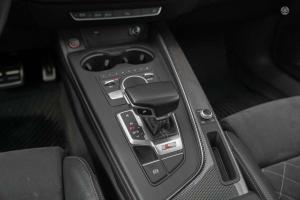 Grey Audi S5 2018 in Vilnius, with an engine capacity of 3.00 L and mileage of 144 thousand km for 23850 €, photo 31 on AUTOMOTO.COM.LV