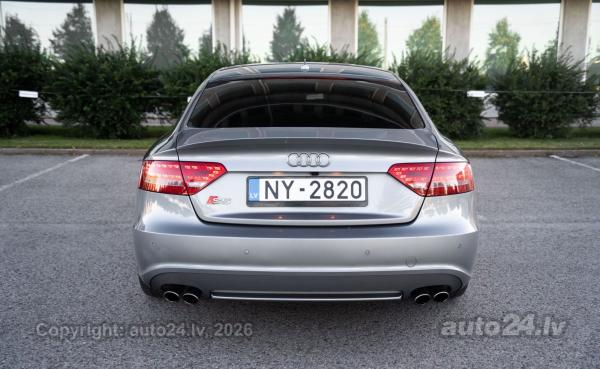 Ауди С5 2011 в Таллин на AUTOMOTO.COM.LV Серый Ауди С5 2011 в Таллин, объемом двигателя 3.00 л и пробегом 230 тыс. км за 8999 €, фото 6 на AUTOMOTO.COM.LV