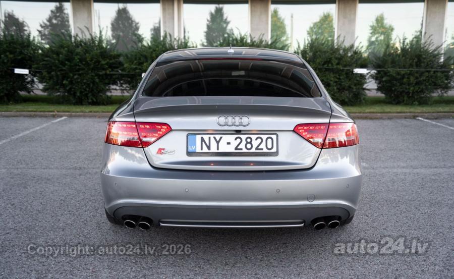 Grey Audi S5 2011 in Tallinn, with an engine capacity of 3.00 L and mileage of 230 thousand km for 8999 €, photo 6 on AUTOMOTO.COM.LV