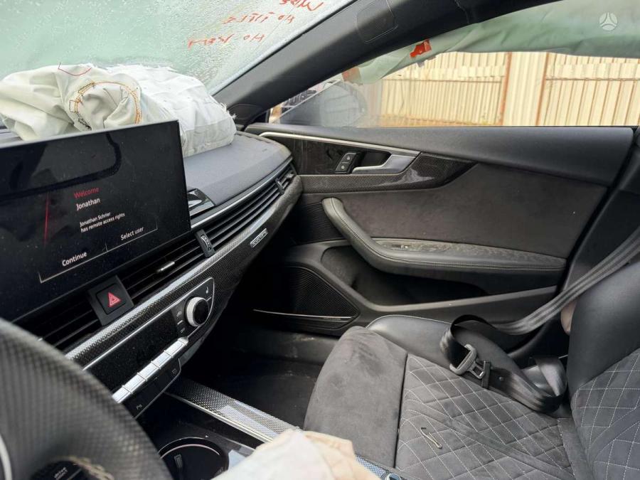 Pelēks Audi S5 2025 Šauļi, ar dzinēja tilpumu 3.00 L un nobraukumu 27 tūkst. km par 12400 €, foto 19 vietnē AUTOMOTO.COM.LV