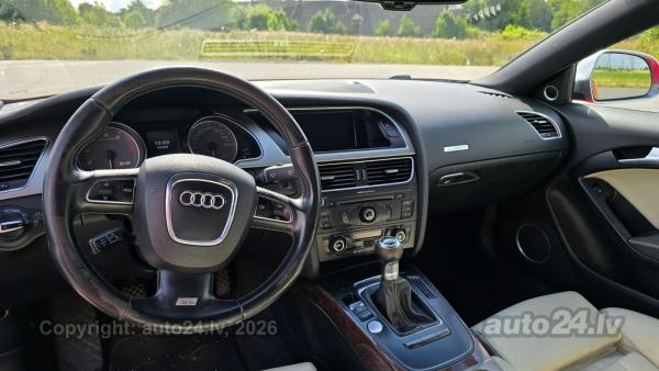 Audi S5 2007 Tallina vietnÄ Sarkans Audi S5 2007 Tallina, ar dzinÄja tilpumu 4.20 L un nobraukumu 263 tÅ«kst. km par 9500 ā¬, foto 8 vietnÄ AUTOMOTO.COM.LV