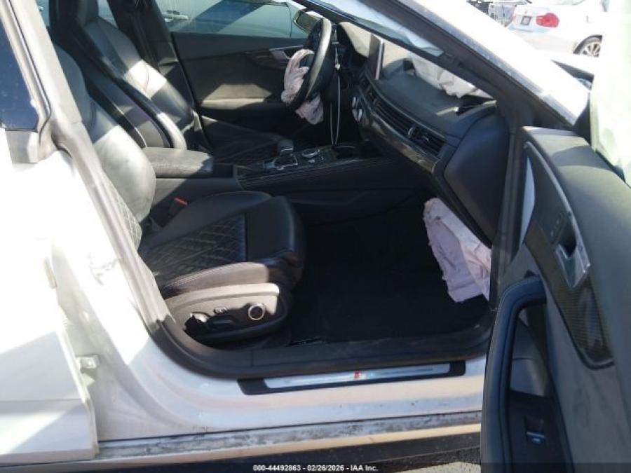 Audi S5 2019 in Klaipeda, with an engine capacity of 0.00 L and mileage of 0 thousand km for 9450 €, photo 6 on AUTOMOTO.COM.LV