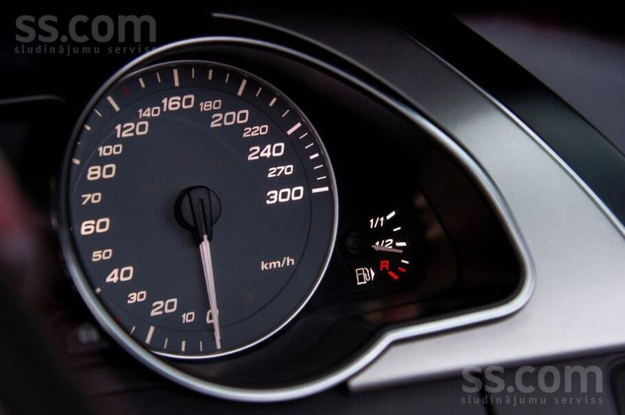 Balts Audi S5 2009 Rīga, ar dzinēja tilpumu 3.00 L un nobraukumu 149 tūkst. km par 16900 €, foto 26 vietnē AUTOMOTO.COM.LV
