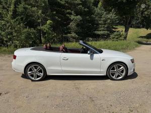 White Audi S5 2010 in Vilnius, with an engine capacity of 3.00 L and mileage of 294 thousand km for 8900 €, photo 4 on AUTOMOTO.COM.LV