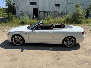 White Audi S5 2010 in Vilnius, with an engine capacity of 3.00 L and mileage of 294 thousand km for 8900 €, photo 8 on AUTOMOTO.COM.LV
