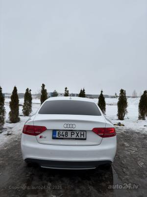 Balts Audi S5 2009 Tallina, ar dzinēja tilpumu 4.20 L un nobraukumu 333 tūkst. km par 10300 €, foto 4 vietnē AUTOMOTO.COM.LV