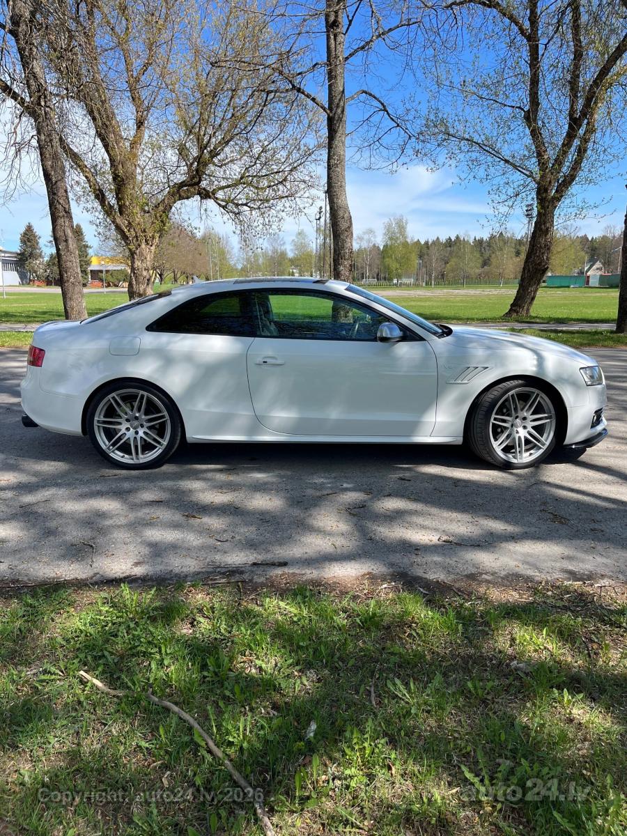 White Audi S5 2010 in Tallinn, with an engine capacity of 4.20 L and mileage of 145 thousand km for 14900 €, photo 6 on AUTOMOTO.COM.LV