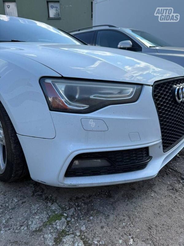 Audi S5 2012 Viļņa vietnē Balts Audi S5 2012 Viļņa, ar dzinēja tilpumu 3.00 L un nobraukumu 339 tūkst. km par 8999 €, foto 5 vietnē AUTOMOTO.COM.LV