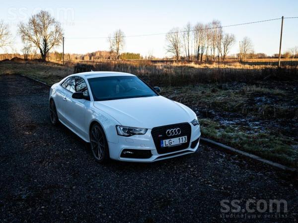 White Audi S5 2016 in Daugavpils, with an engine capacity of 3.00 L and mileage of 230 thousand km for 16500 €, photo 2 on AUTOMOTO.COM.LV