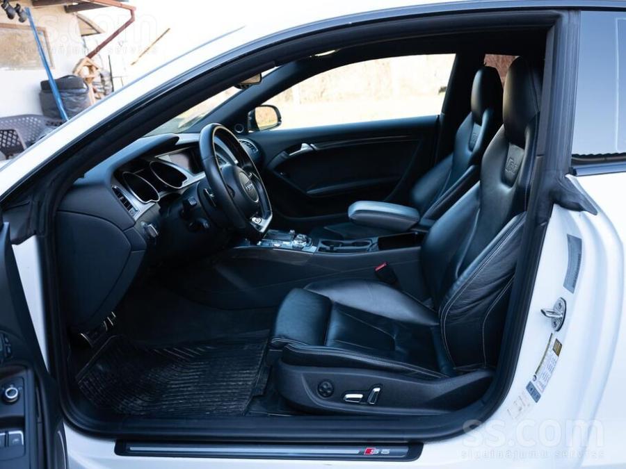Balts Audi S5 2016 Daugavpils, ar dzinēja tilpumu 3.00 L un nobraukumu 230 tūkst. km par 16500 €, foto 9 vietnē AUTOMOTO.COM.LV
