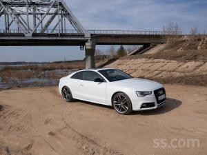 Balts Audi S5 2016 Daugavpils, ar dzinēja tilpumu 3.00 L un nobraukumu 230 tūkst. km par 16500 €, foto 19 vietnē AUTOMOTO.COM.LV