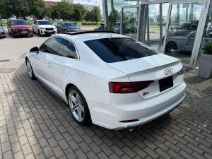 White Audi S5 2019 in Klaipeda, with an engine capacity of 3.00 L and mileage of 131 thousand km for 16900 €, photo 4 on AUTOMOTO.COM.LV