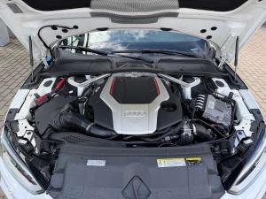 White Audi S5 2019 in Klaipeda, with an engine capacity of 3.00 L and mileage of 131 thousand km for 16900 €, photo 10 on AUTOMOTO.COM.LV