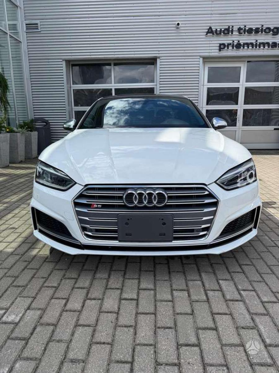 White Audi S5 2019 in Klaipeda, with an engine capacity of 3.00 L and mileage of 131 thousand km for 16900 €, photo 11 on AUTOMOTO.COM.LV