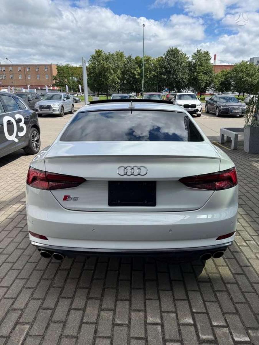 White Audi S5 2019 in Klaipeda, with an engine capacity of 3.00 L and mileage of 131 thousand km for 16900 €, photo 12 on AUTOMOTO.COM.LV