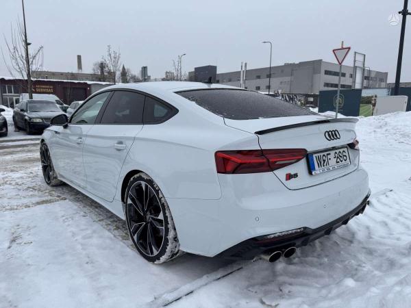 White Audi S5 2021 in Kaunas, with an engine capacity of 3.00 L and mileage of 99 thousand km for 30000 €, photo 5 on AUTOMOTO.COM.LV