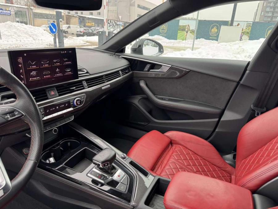 Balts Audi S5 2021 Kauņa, ar dzinēja tilpumu 3.00 L un nobraukumu 99 tūkst. km par 30000 €, foto 10 vietnē AUTOMOTO.COM.LV