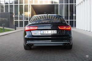 Black Audi S6 2013 in Vilnius, with an engine capacity of 3.99 L and mileage of 185 thousand km for 16500 €, photo 2 on AUTOMOTO.COM.LV
