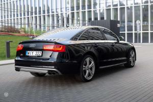 Black Audi S6 2013 in Vilnius, with an engine capacity of 3.99 L and mileage of 185 thousand km for 16500 €, photo 3 on AUTOMOTO.COM.LV