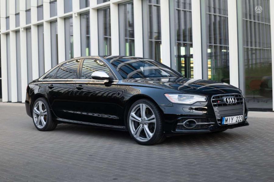 Black Audi S6 2013 in Vilnius, with an engine capacity of 3.99 L and mileage of 185 thousand km for 16500 €, photo 7 on AUTOMOTO.COM.LV
