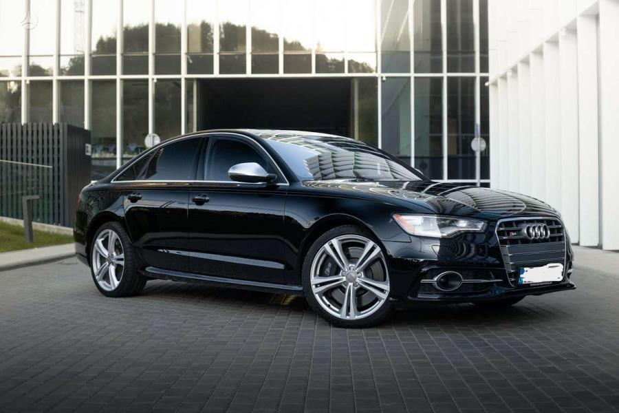 Black Audi S6 2013 in Vilnius, with an engine capacity of 3.99 L and mileage of 186 thousand km for 16200 €, photo 1 on AUTOMOTO.COM.LV