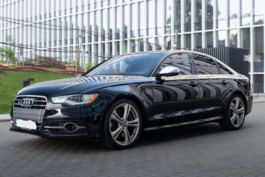 Black Audi S6 2013 in Vilnius, with an engine capacity of 3.99 L and mileage of 186 thousand km for 16200 €, photo 7 on AUTOMOTO.COM.LV