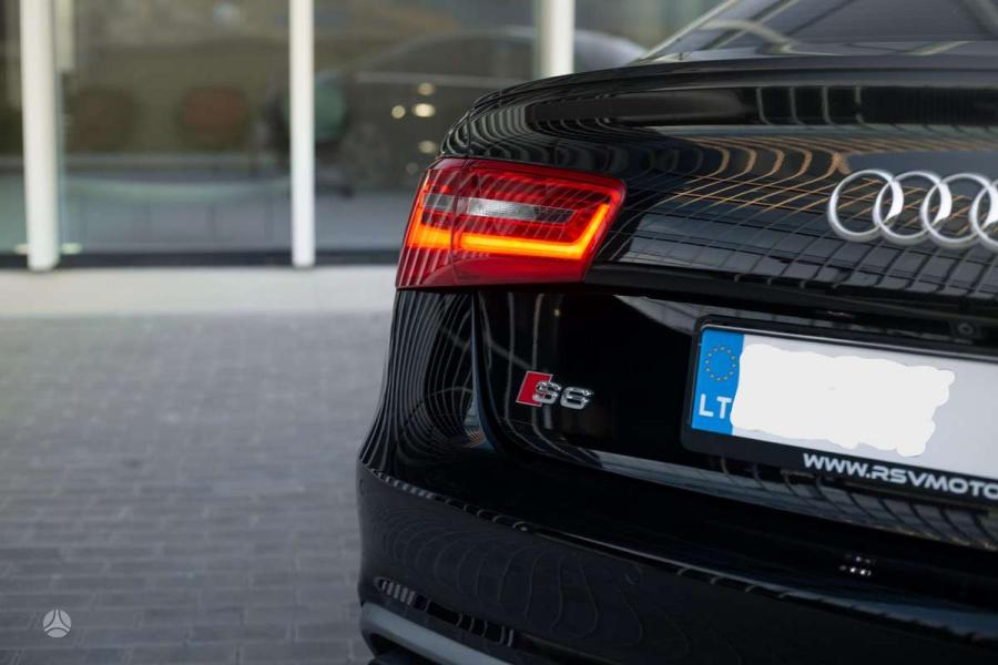 Black Audi S6 2013 in Vilnius, with an engine capacity of 3.99 L and mileage of 186 thousand km for 16200 €, photo 11 on AUTOMOTO.COM.LV