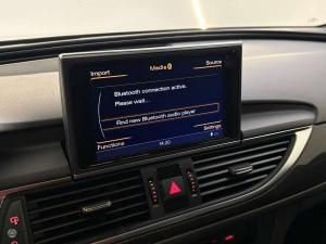 Black Audi S6 2013 in Marijampole, with an engine capacity of 3.99 L and mileage of 200 thousand km for 17500 €, photo 8 on AUTOMOTO.COM.LV
