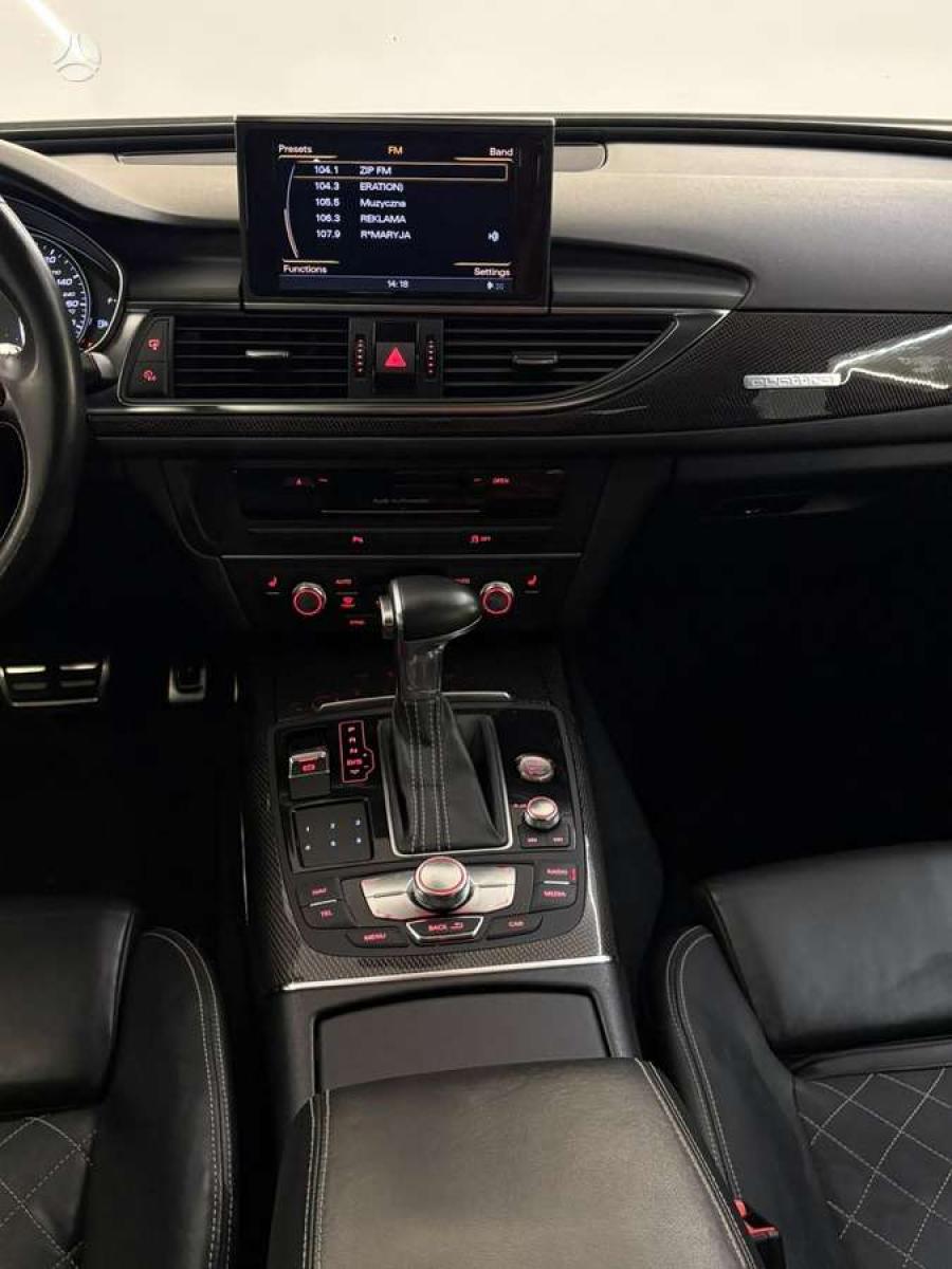 Black Audi S6 2013 in Marijampole, with an engine capacity of 3.99 L and mileage of 200 thousand km for 17500 €, photo 21 on AUTOMOTO.COM.LV