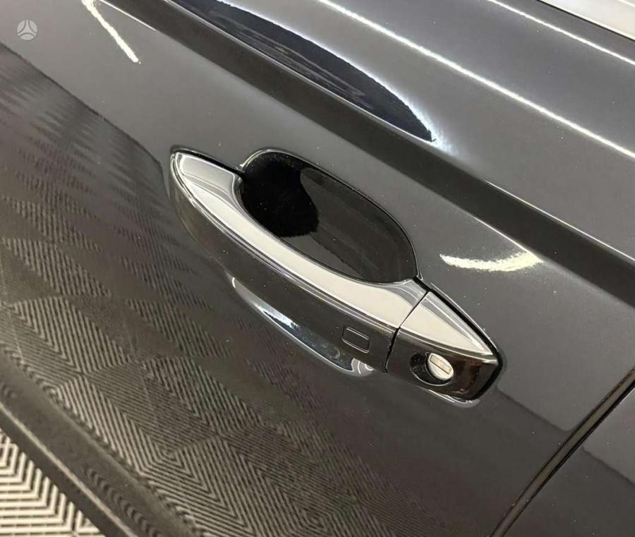 Black Audi S6 2013 in Marijampole, with an engine capacity of 3.99 L and mileage of 200 thousand km for 17500 €, photo 32 on AUTOMOTO.COM.LV