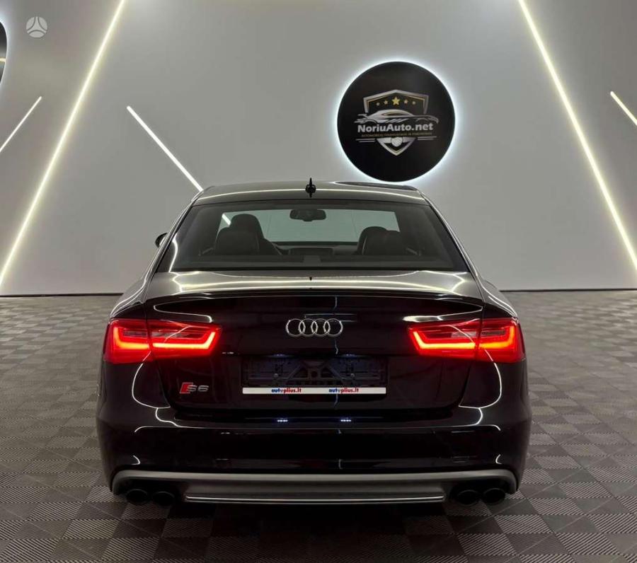 Black Audi S6 2013 in Marijampole, with an engine capacity of 3.99 L and mileage of 200 thousand km for 17500 €, photo 36 on AUTOMOTO.COM.LV