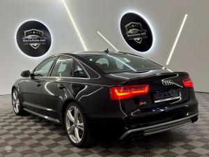 Black Audi S6 2013 in Marijampole, with an engine capacity of 3.99 L and mileage of 200 thousand km for 17500 €, photo 38 on AUTOMOTO.COM.LV