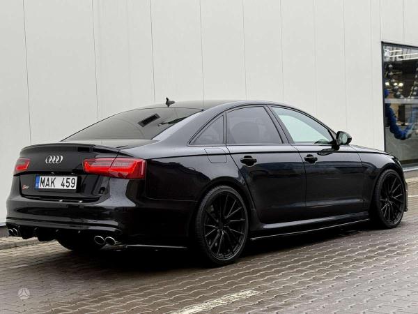 Black Audi S6 2013 in Kaunas, with an engine capacity of 3.99 L and mileage of 160 thousand km for 25000 €, photo 7 on AUTOMOTO.COM.LV