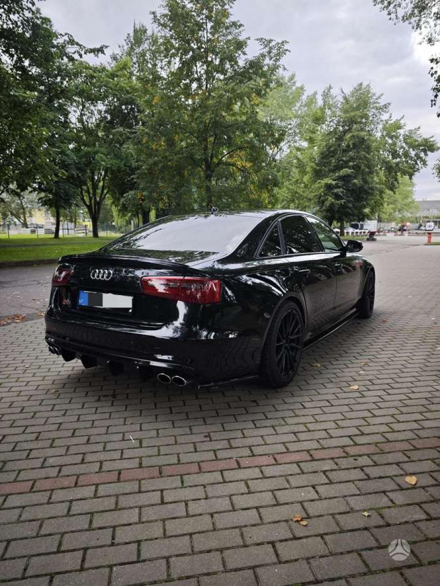 Black Audi S6 2013 in Klaipeda, with an engine capacity of 3.99 L and mileage of 167 thousand km for 23500 €, photo 5 on AUTOMOTO.COM.LV