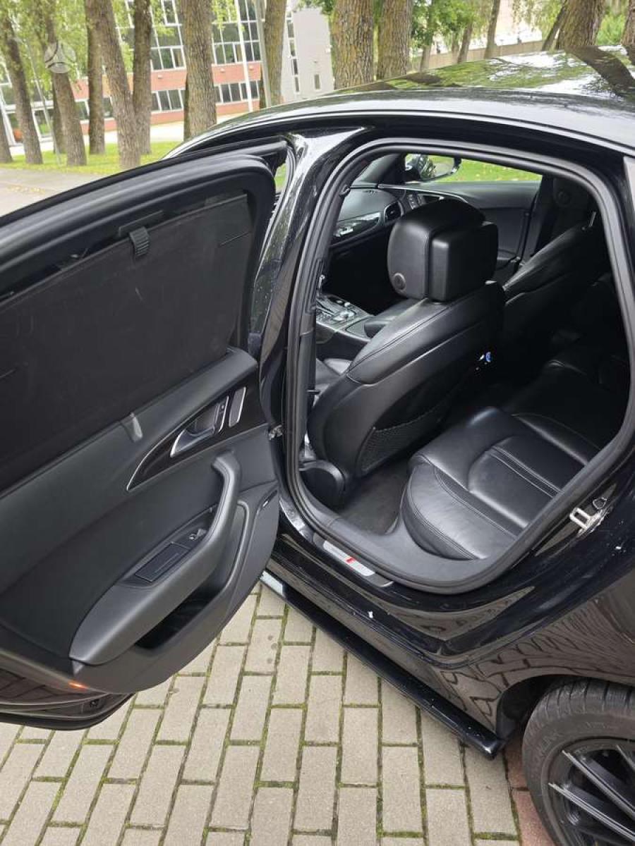 Black Audi S6 2013 in Klaipeda, with an engine capacity of 3.99 L and mileage of 167 thousand km for 23500 €, photo 12 on AUTOMOTO.COM.LV