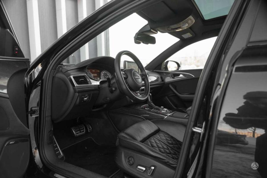 Black Audi S6 2016 in Vilnius, with an engine capacity of 3.99 L and mileage of 104 thousand km for 27500 €, photo 13 on AUTOMOTO.COM.LV