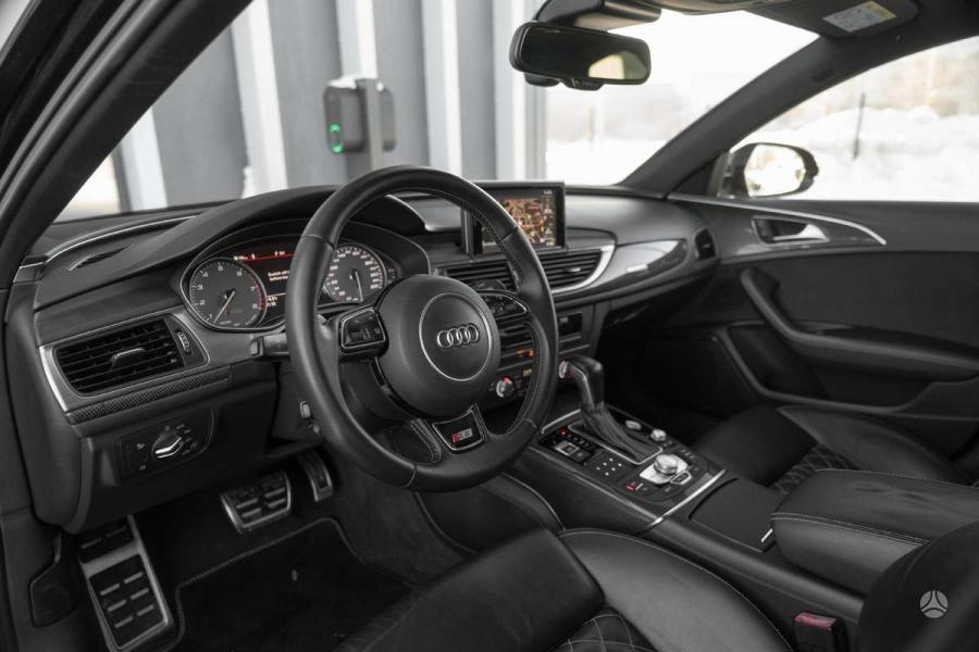 Black Audi S6 2016 in Vilnius, with an engine capacity of 3.99 L and mileage of 104 thousand km for 27500 €, photo 14 on AUTOMOTO.COM.LV