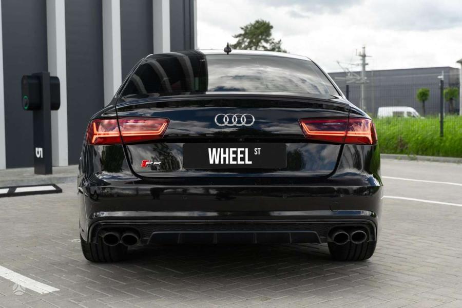 Black Audi S6 2016 in Vilnius, with an engine capacity of 3.99 L and mileage of 104 thousand km for 26490 €, photo 5 on AUTOMOTO.COM.LV