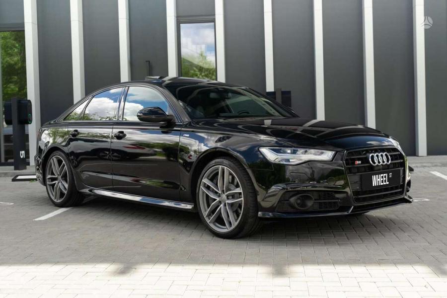 Black Audi S6 2016 in Vilnius, with an engine capacity of 3.99 L and mileage of 104 thousand km for 26490 €, photo 8 on AUTOMOTO.COM.LV