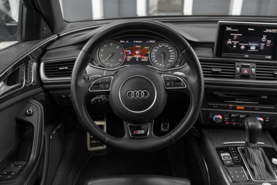 Black Audi S6 2016 in Vilnius, with an engine capacity of 3.99 L and mileage of 104 thousand km for 26490 €, photo 21 on AUTOMOTO.COM.LV