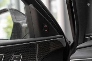 Black Audi S6 2016 in Vilnius, with an engine capacity of 3.99 L and mileage of 104 thousand km for 26490 €, photo 31 on AUTOMOTO.COM.LV