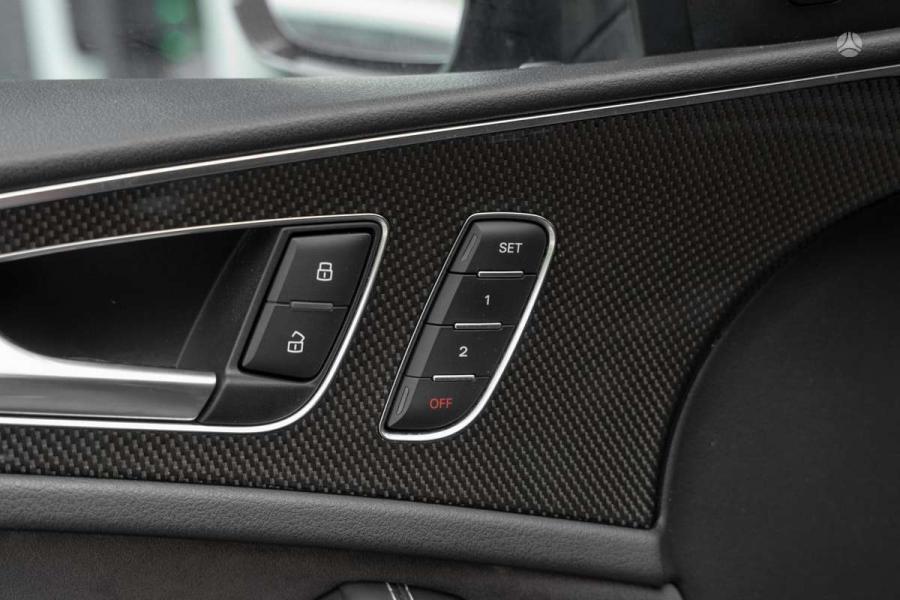 Black Audi S6 2016 in Vilnius, with an engine capacity of 3.99 L and mileage of 104 thousand km for 26490 €, photo 32 on AUTOMOTO.COM.LV