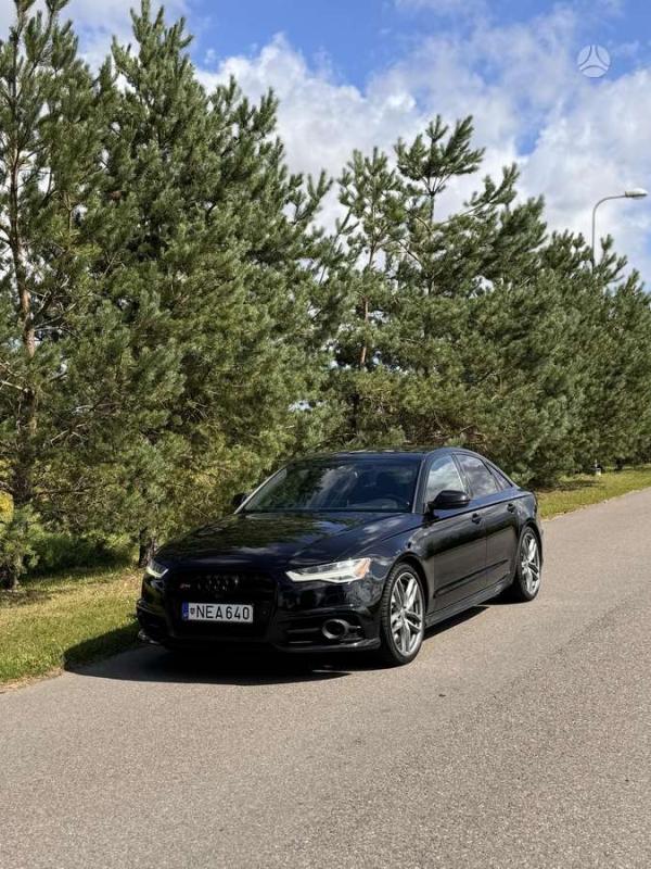 Black Audi S6 2016 in Klaipeda, with an engine capacity of 3.99 L and mileage of 114 thousand km for 25000 €, photo 3 on AUTOMOTO.COM.LV