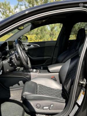 Black Audi S6 2016 in Klaipeda, with an engine capacity of 3.99 L and mileage of 114 thousand km for 25000 €, photo 21 on AUTOMOTO.COM.LV