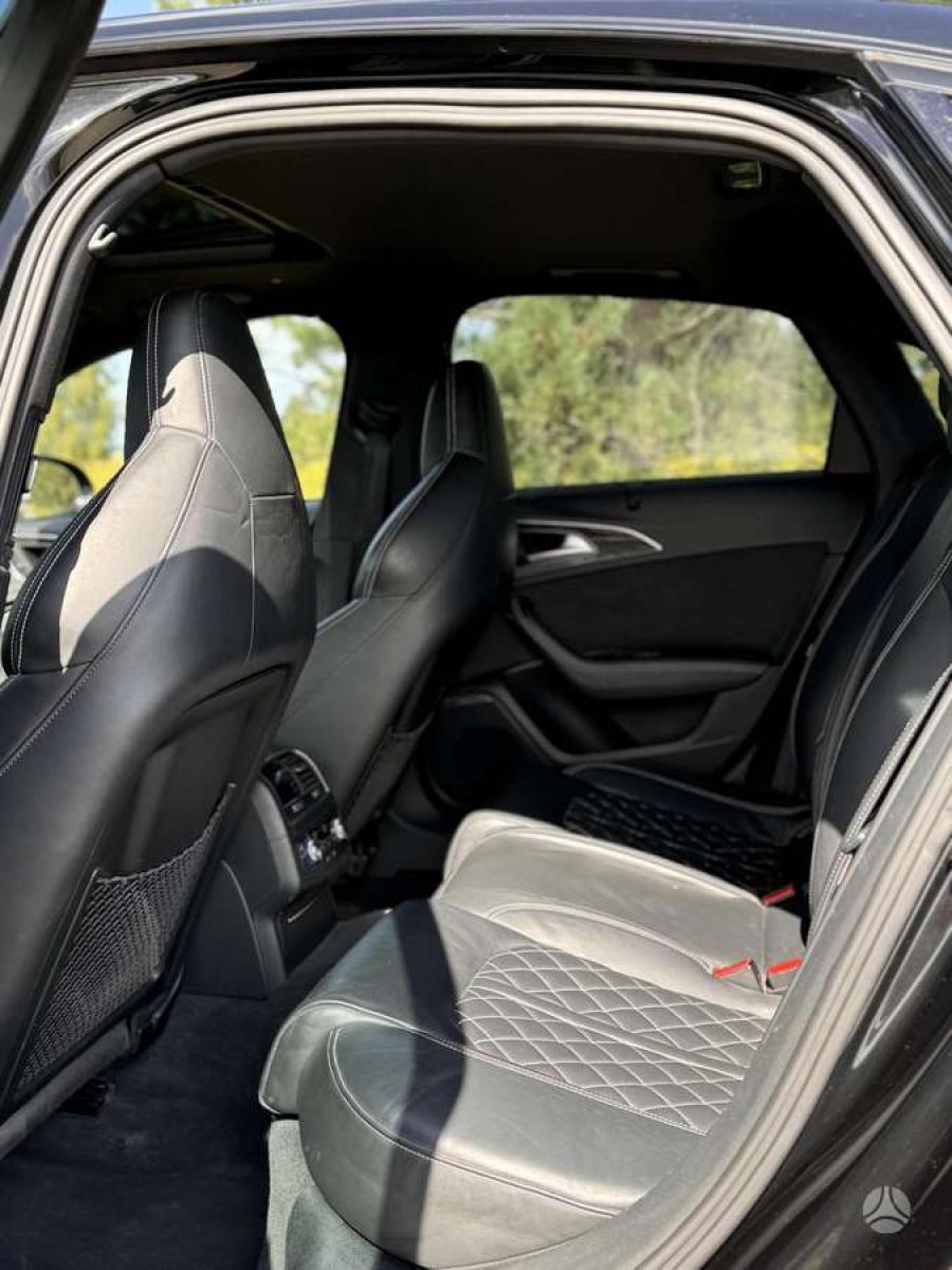 Black Audi S6 2016 in Klaipeda, with an engine capacity of 3.99 L and mileage of 114 thousand km for 25000 €, photo 27 on AUTOMOTO.COM.LV