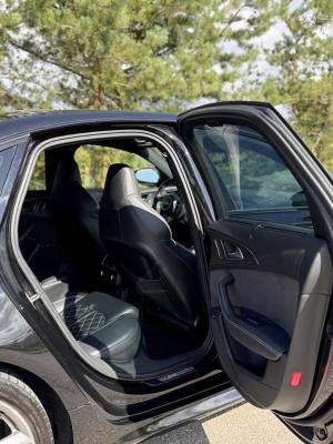 Black Audi S6 2016 in Klaipeda, with an engine capacity of 3.99 L and mileage of 114 thousand km for 25000 €, photo 28 on AUTOMOTO.COM.LV