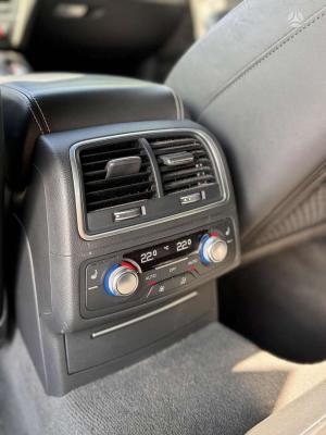 Black Audi S6 2016 in Klaipeda, with an engine capacity of 3.99 L and mileage of 114 thousand km for 25000 €, photo 30 on AUTOMOTO.COM.LV