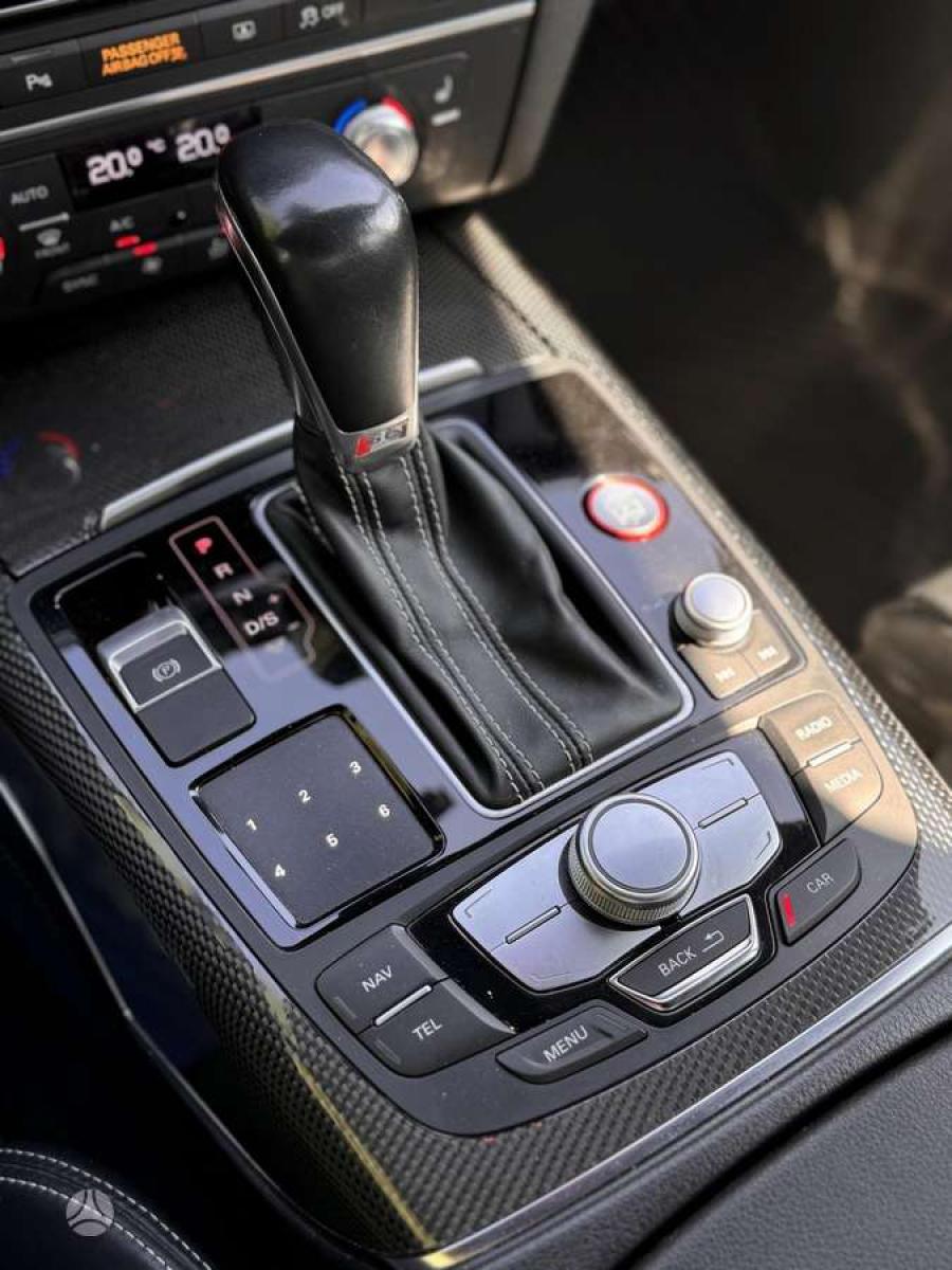 Black Audi S6 2016 in Klaipeda, with an engine capacity of 3.99 L and mileage of 114 thousand km for 25000 €, photo 39 on AUTOMOTO.COM.LV